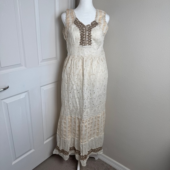 Me 2 Magic | Dresses | Me 2 Magic Anthropologie 2x Smocked Maxi Dress ...